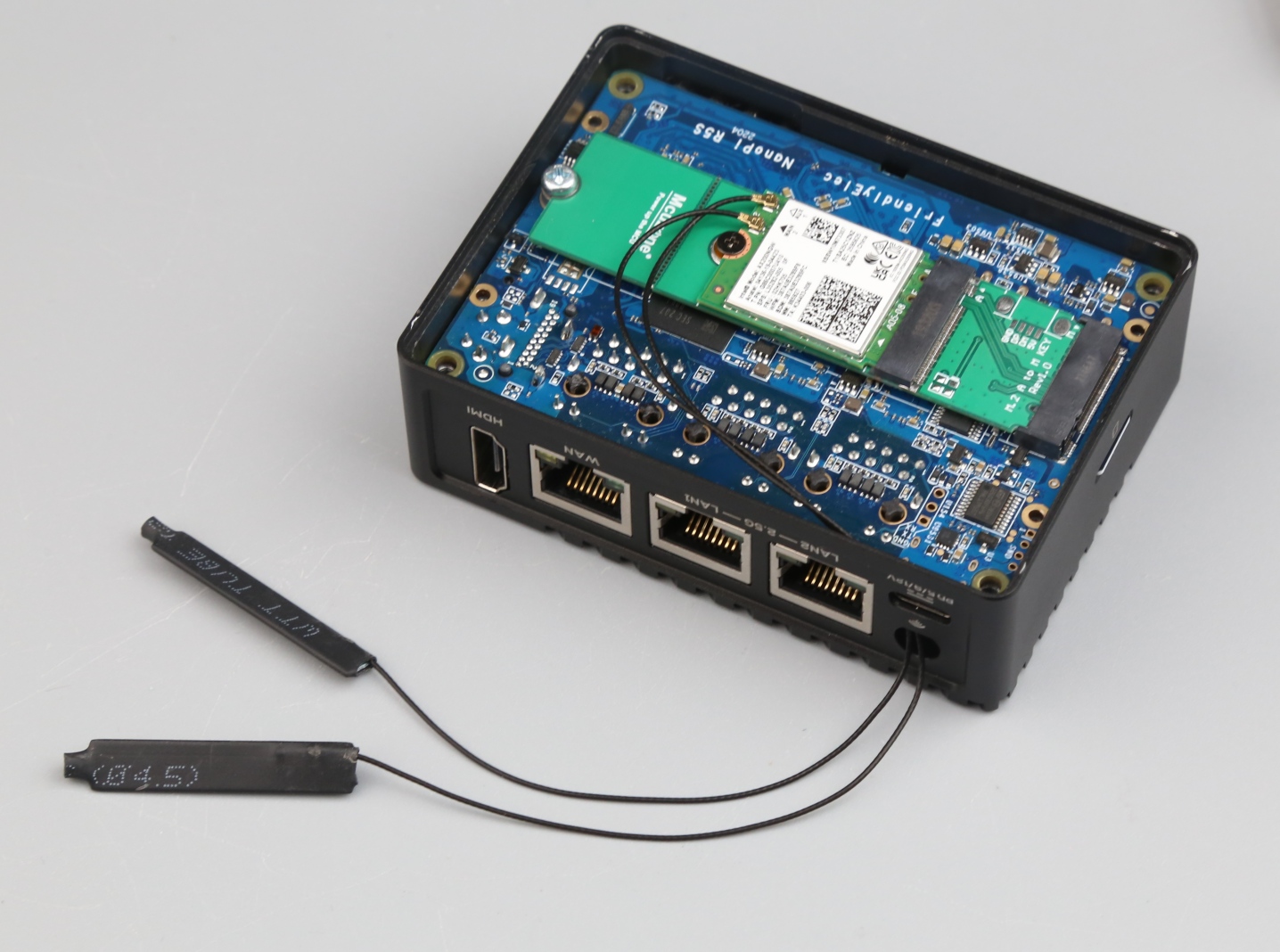 MCUZone 野芯科技R5S RK3568搭配WiFi6模组MT7921K运行OpenWrt的速度测试(AP模式可达500Mbps) - FRIENDLYELEC Mcuzone 野芯科技